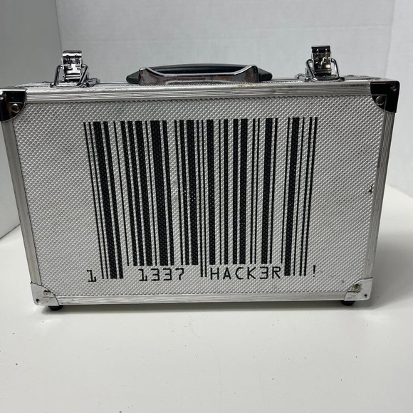 Game Stop | Games | Game Stop Aluminum Silver Hard Metal Game Case ...